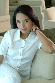 Vanida Imran Reviews - Malaysia Actresses - TheSmartLocal Reviews