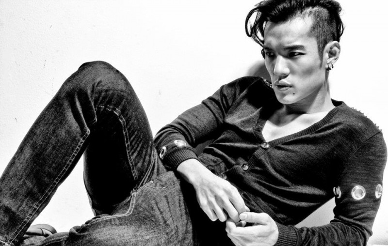 Jonathan Leong Reviews - Singapore Singers - TheSmartLocal Reviews