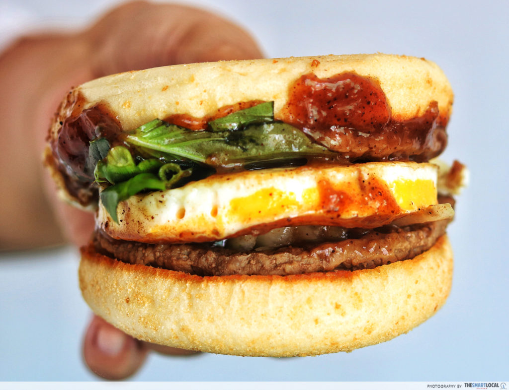 McDonald’s Pho Burger Review (Burger Vị Phở): Is It Worth VND69,000?