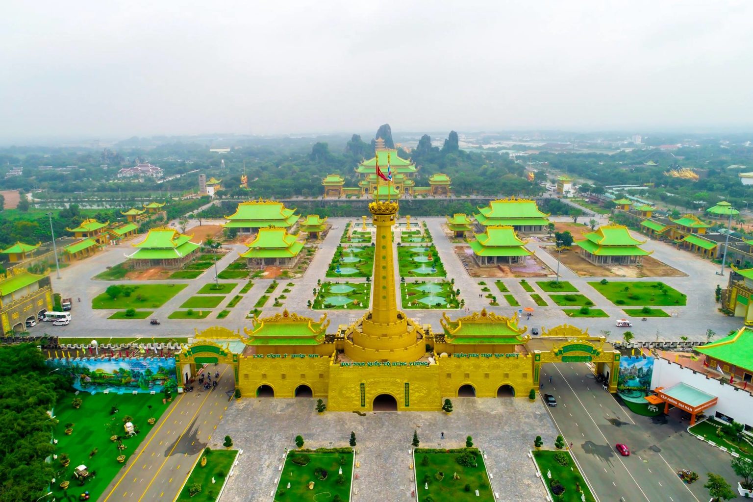 Dai Nam Wonderland - Vietnam’s Largest Cultural Theme Park With Free ...