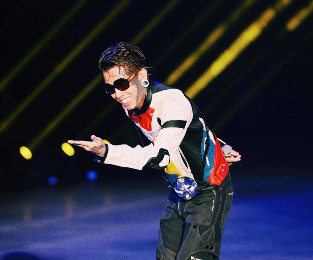 Rappers Line Saigon's Streets For Rap Việt Audition As Hit Show Returns ...