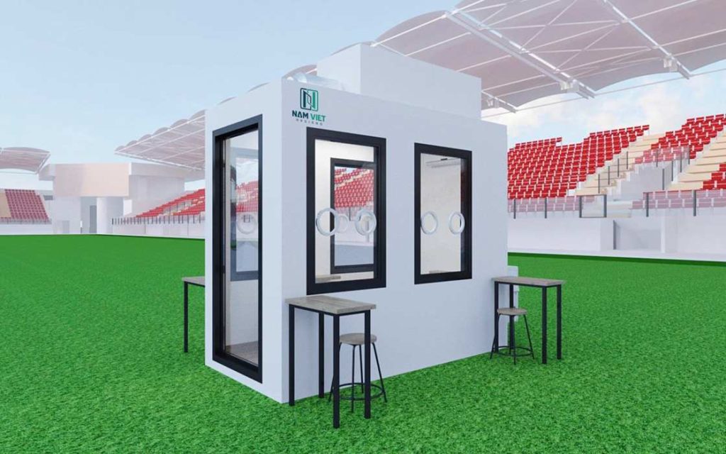 Man Makes Aircon Booths To Save Medical Workers From A Heatwave