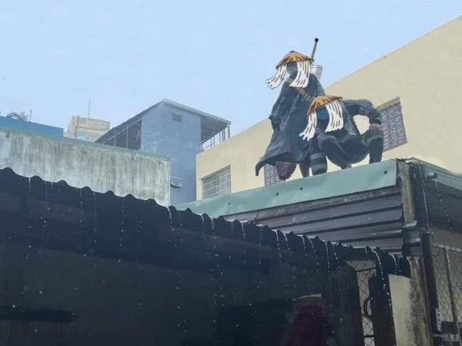 Soldiers Photographed Standing On Rooftop In Awesome 'Naruto' Poses