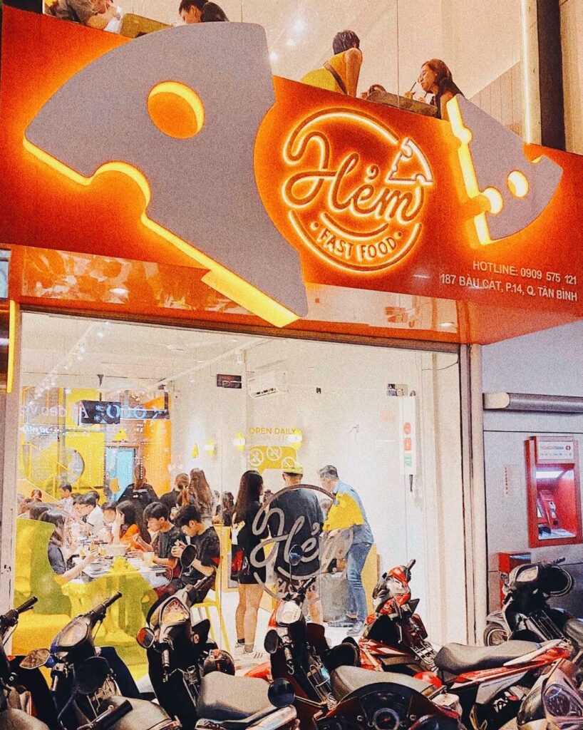 Hẻm Fast Food In Saigon: Insta-worthy Cheese-loaded Korean Dishes