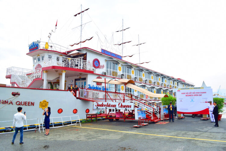 5 Saigon River Dinner Cruises With Spectacular Skyline & Firework Views