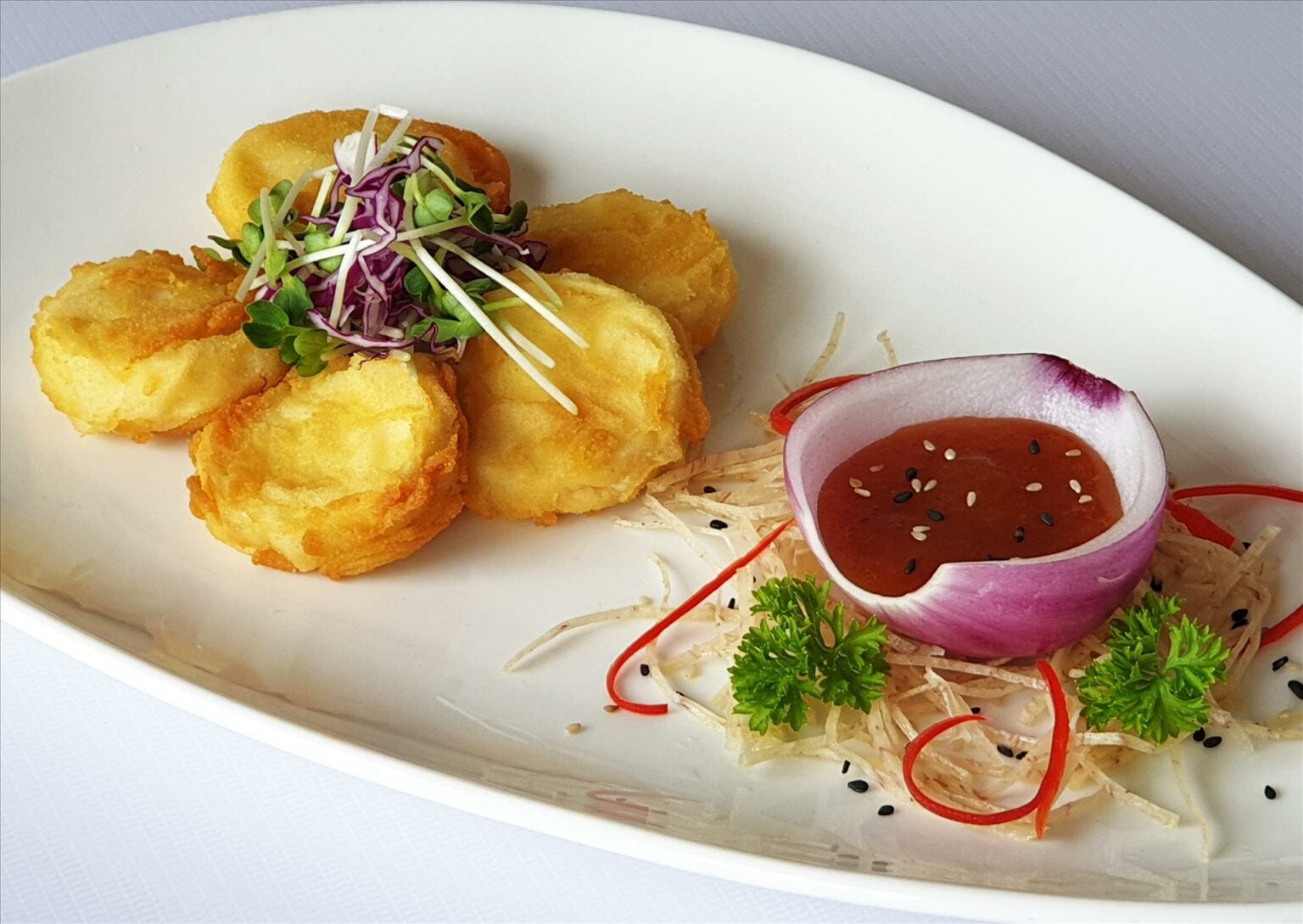 5 Saigon River Dinner Cruises With Spectacular Skyline & Firework Views