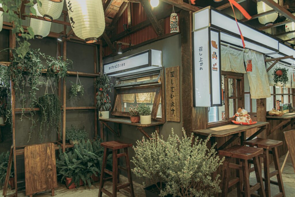 Lạc Concept: Cholon Japan-Themed Cafe With A Photogenic Green Yard
