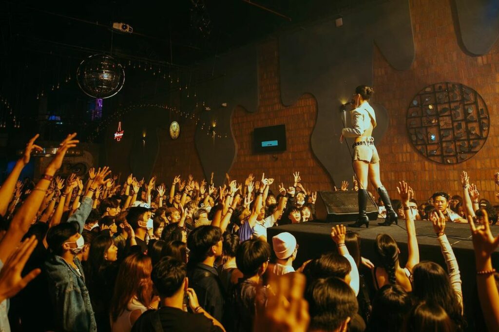 8 Bars & Clubs In Da Nang With Crafted Cocktails, Rooftop Views, & More