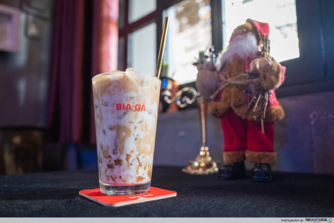 The Alchemist Cafe, Saigon: Goth Cafe With Tattoo, Skulls & Taxidermy