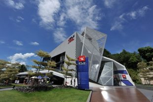 iFly Singapore Review & New world records set!