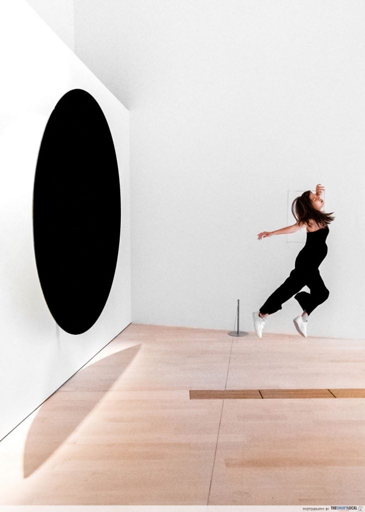 6 “Wow” Photographs You Need To Take At ArtScience Museum’s Minimalism ...