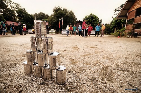 5 Traditional Games Played By Singaporean Families In The Kampung ...