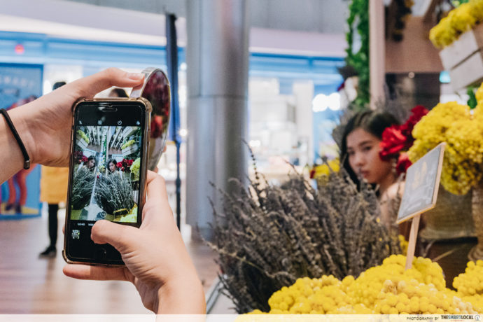Phone Camera Tips: next-level filters & effects without apps or Photoshop