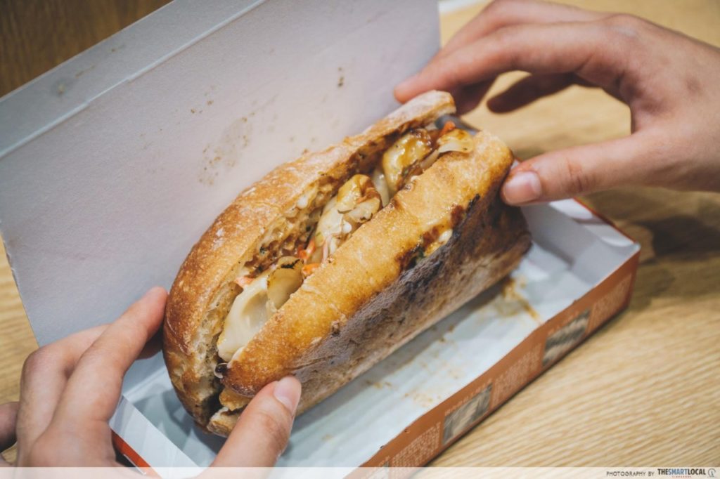 7 Must-Try Dotonbori Food Items To Look Out For During Your Osaka Trip