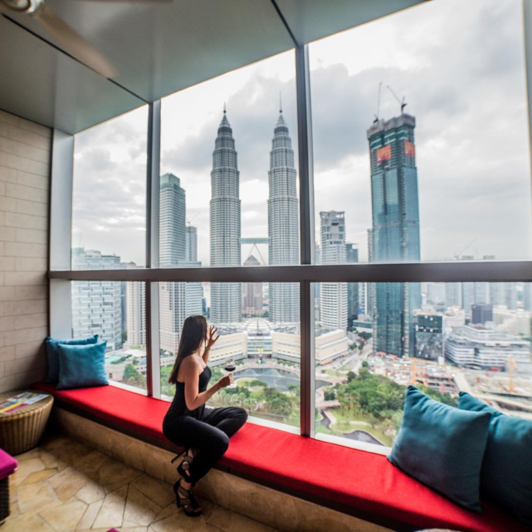 8 Rooftop Bars In KL For Cheap Drinks And Best City Views