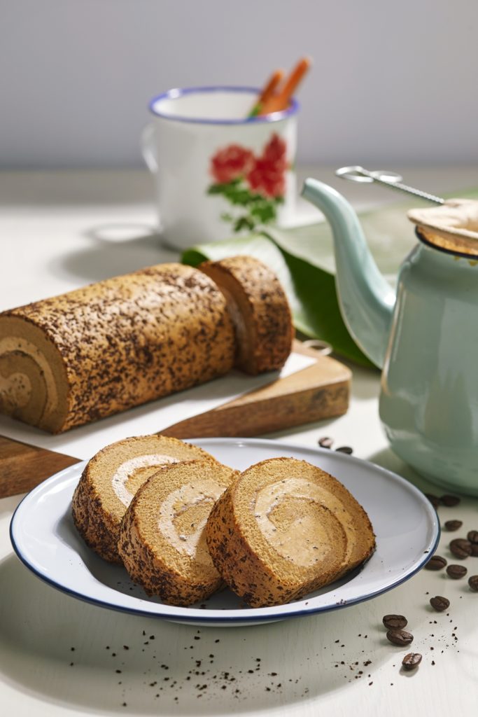 Toast Box’s New Cake Rolls Come In Local Flavours Like Kopi Gao & Kaya ...