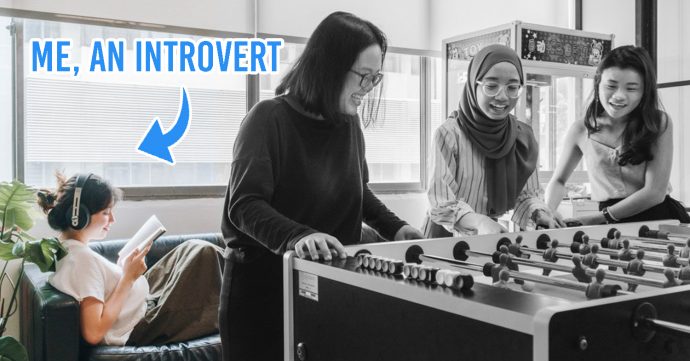 This Is How I Survive In My Open-Concept Office As An Introvert