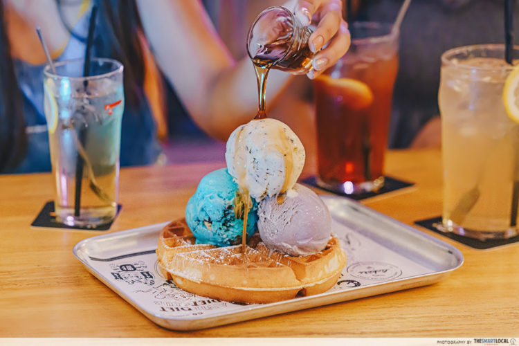 9 Late Night Cafes In Singapore’s Heartlands For Non-Prata Supper Options