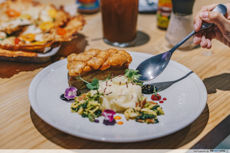 9 Late Night Cafes In Singapore’s Heartlands For Non-Prata Supper Options