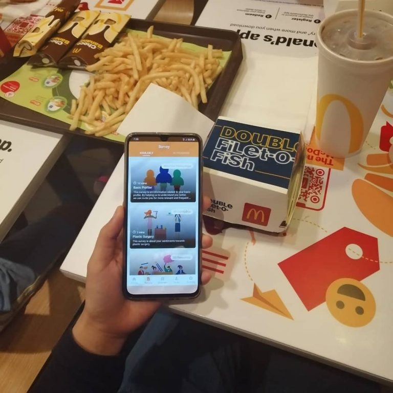 ApiaryBuzz's Online Survey App Gives You $20 Vouchers For Stores Like Cold Storage And Guardian