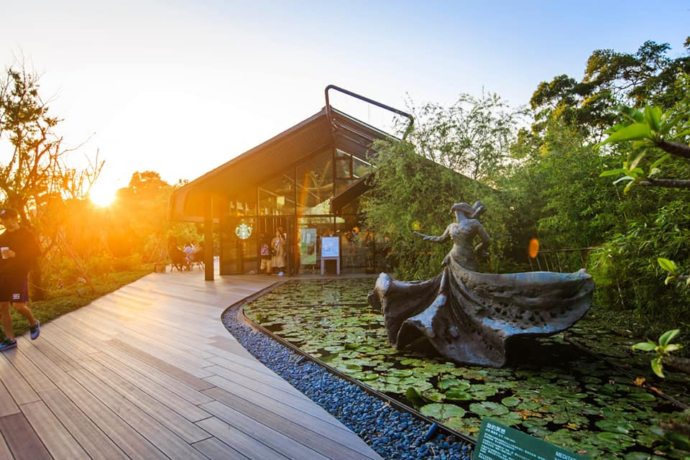 10 Prettiest Starbucks Outlets in Taiwan For Caffeine Lovers To Chill ...