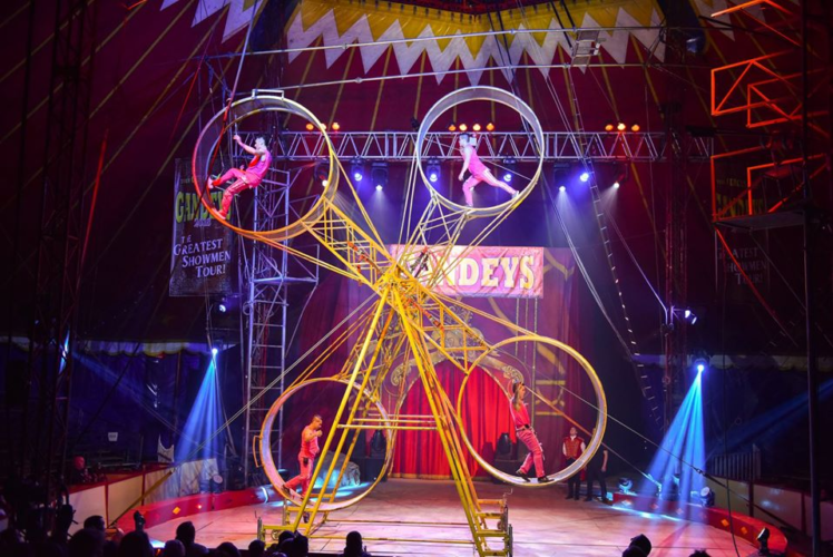 Marina Bay Turns Into A Huge Carnival With Food Street, European Circus ...