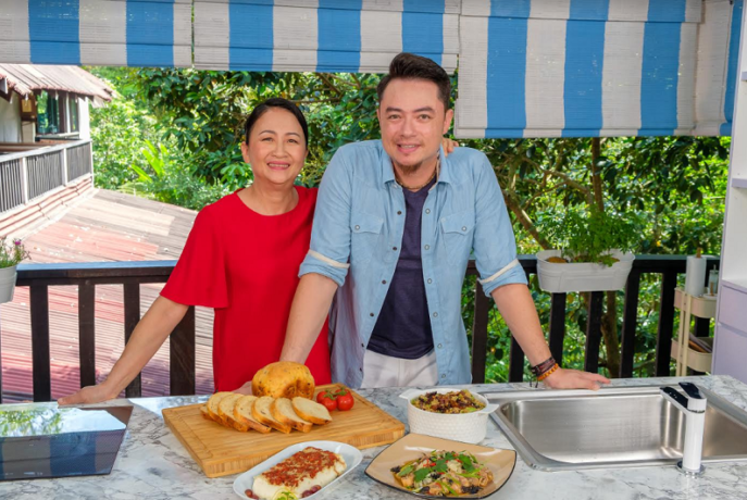Singtel Now Offers Free Shows To All Singaporeans To Save You From ...