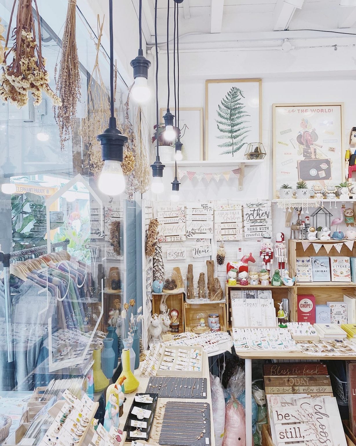 Haji Lane, Bugis: Singapore's Hipster Hangout With Photo-worthy Murals ...