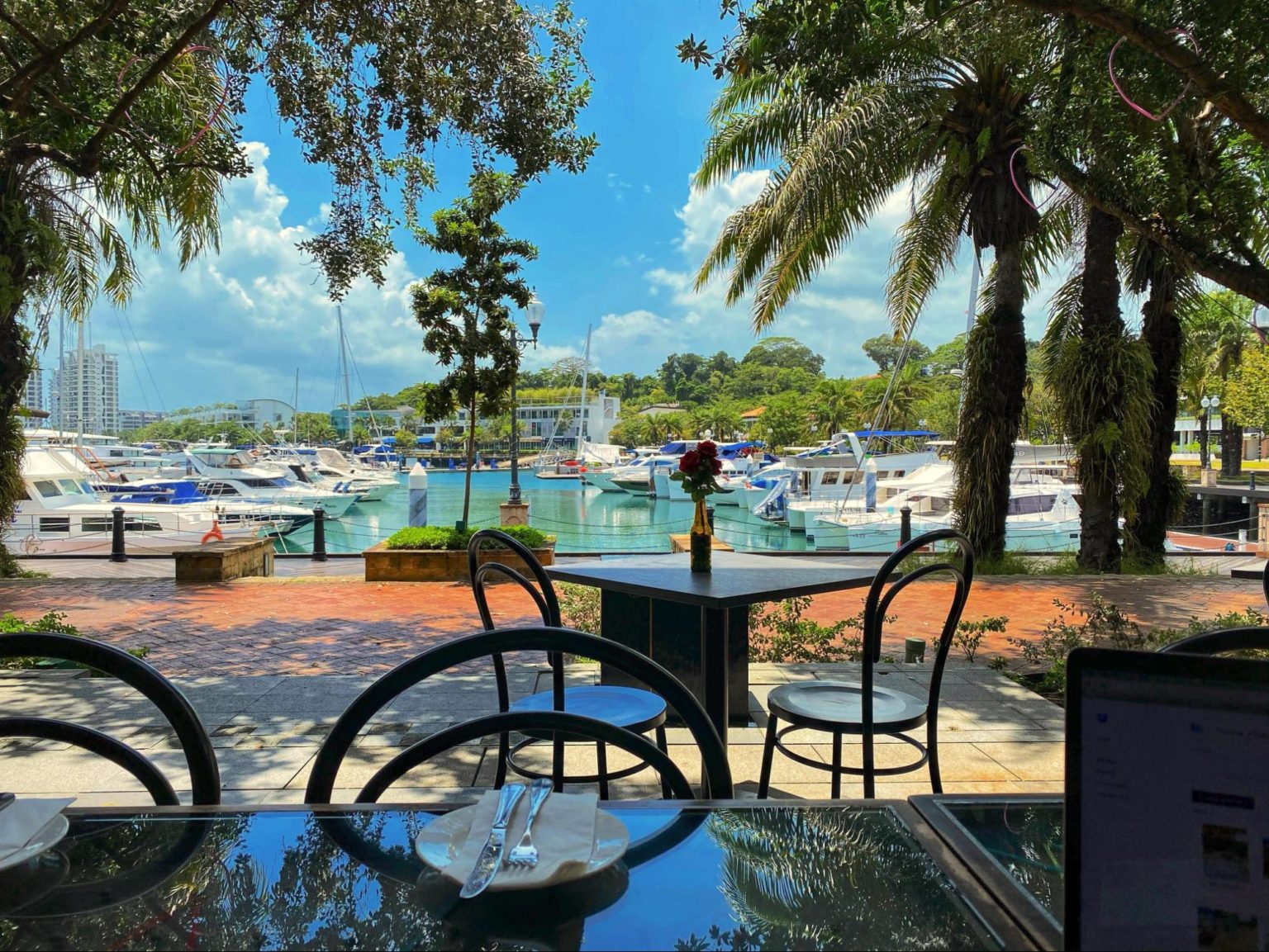 Quayside Isle Guide: Upscale Waterfront Hangout In Sentosa