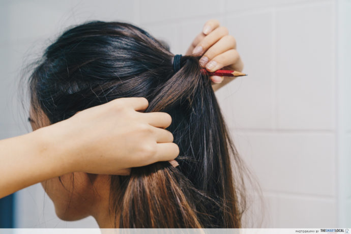 8 Hairstyle Tips For Men & Women Using Household Items