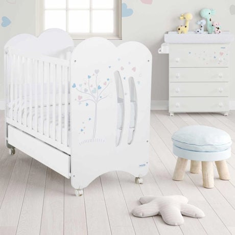 8 Best Baby Cots In Singapore To Keep Your Sleeping Newborn Safe