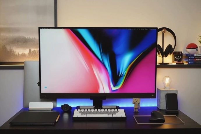 8 Best Computer Monitors In Singapore From For WFH, Netflix & Gaming