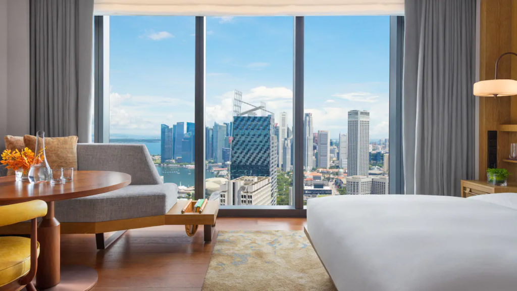 Staycation Packages With Free Breakfast & Over $100 F&B Credits