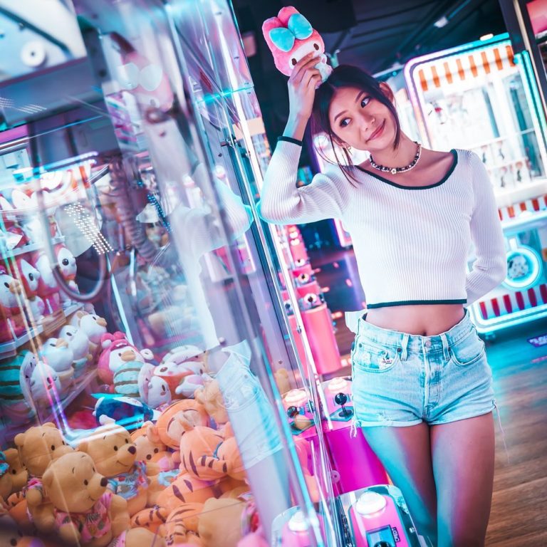 Cow Play Cow Moo: Arcade In SG With Cheap Tokens & Claw Machines