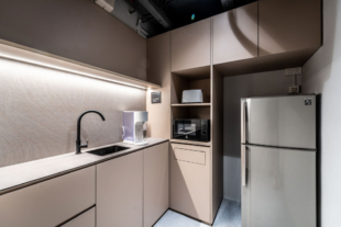 KINN Is A New Muji-Style Capsule Hotel On South Bridge Road That Looks ...