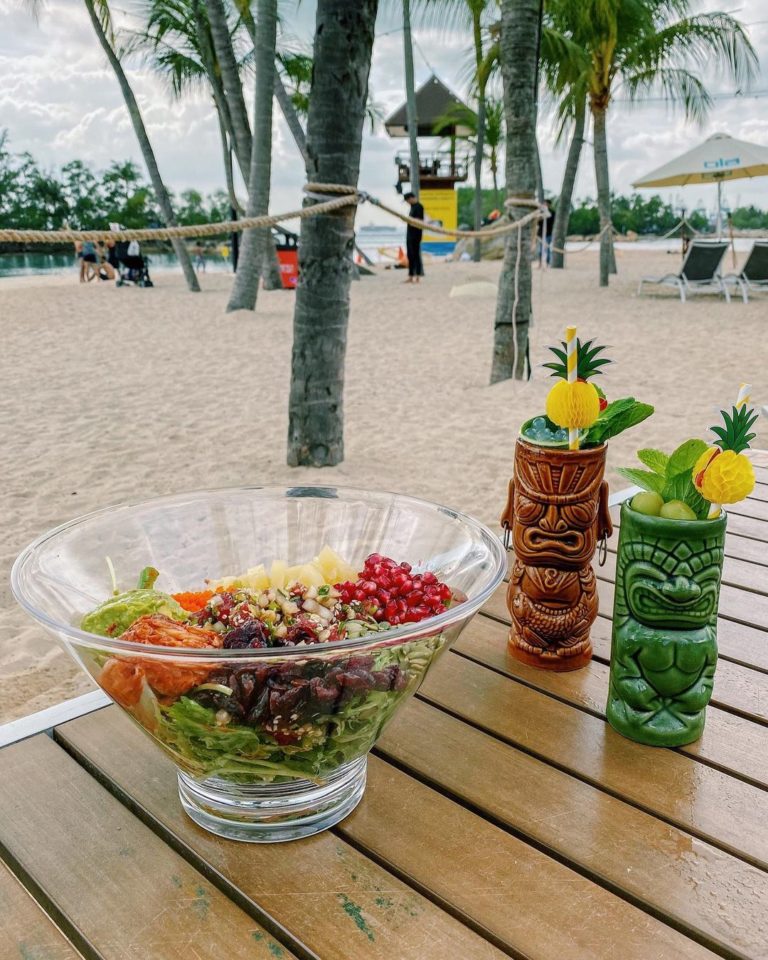 Ola Beach Club: Water Sports & Unicorn Pool Inflatable