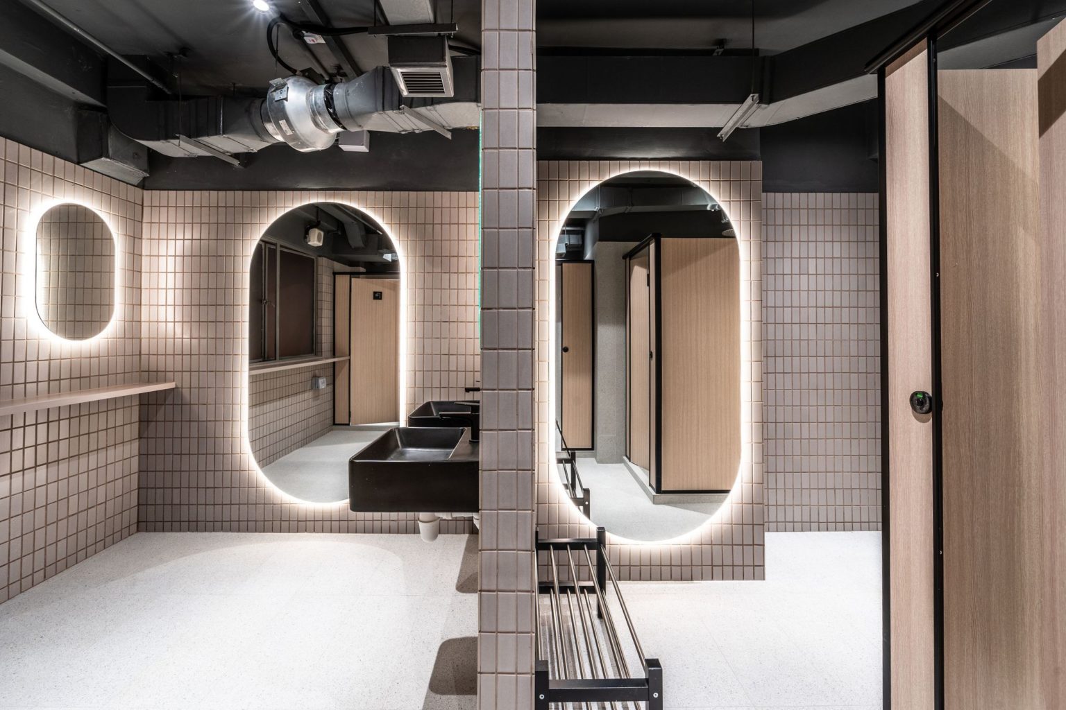 KINN Is A New Muji-Style Capsule Hotel On South Bridge Road That Looks ...