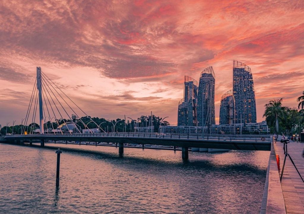 Keppel Bay: Tiny Island With Marina Views & Waterfront Cafes Near VivoCity