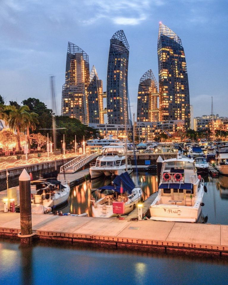 Keppel Bay: Tiny Island With Marina Views & Waterfront Cafes Near VivoCity