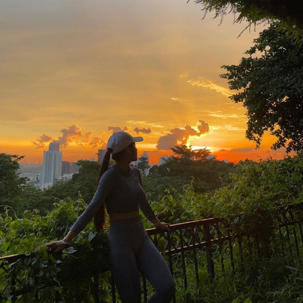 Mount Faber Guide 2024: Hiking Trail, Rainbow Stairs & Cable Car