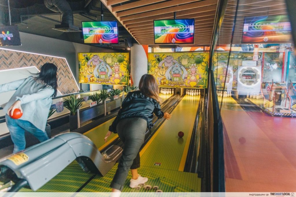 Timezone Vivocity: One Of SG’s Largest Arcades With Bowling, Bumper Cars & Minecraft Dungeons Arcade