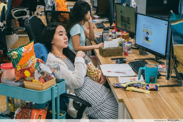 Why The Infamous Smoke Break Is Still Part Of The Workday