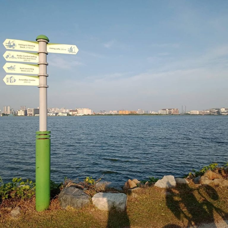Pandan Reservoir: Quiet Park Near Jurong Lake Gardens With Running Loop