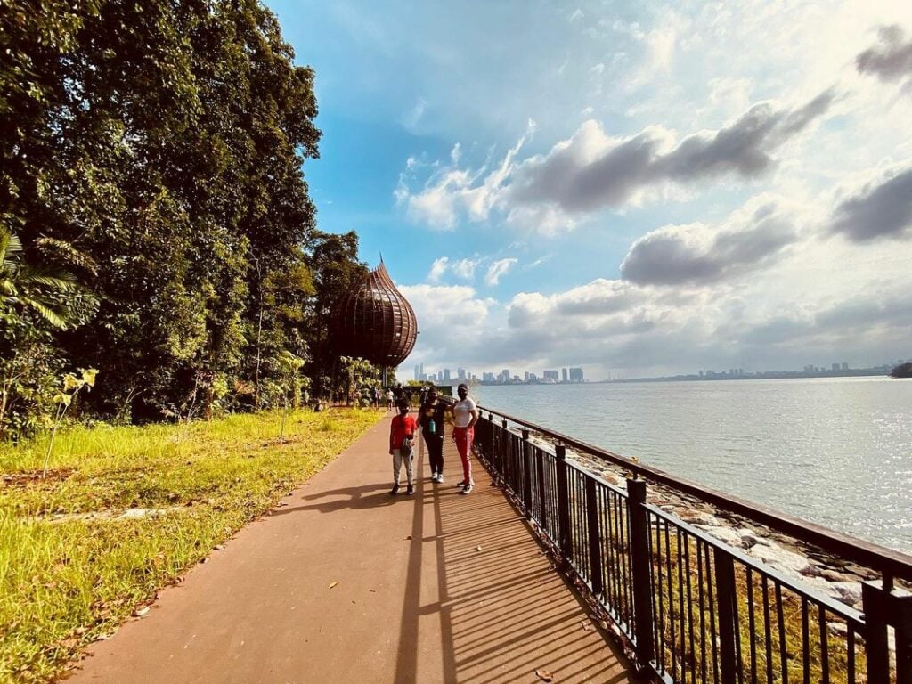 Kranji Reservoir Park: Former Battle Site With Fishing & Nature Spots