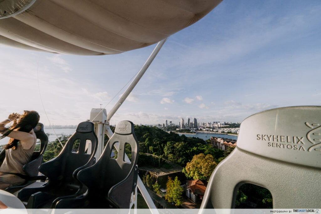 SkyHelix Sentosa: 35m-High Open-Air Gondola For A Sky-High Date