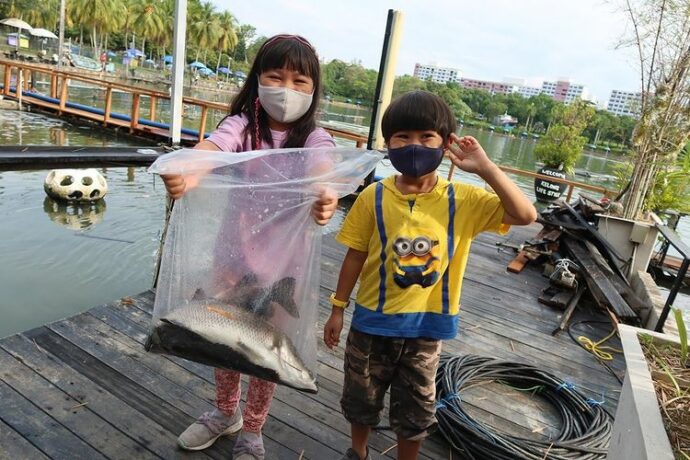 D’Best Recreation: Family-Friendly Fishing Spot In Pasir Ris
