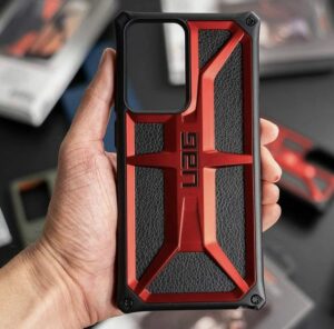 8 Best Heavy-Duty Phone Cases To Protect Your Phone From Damage