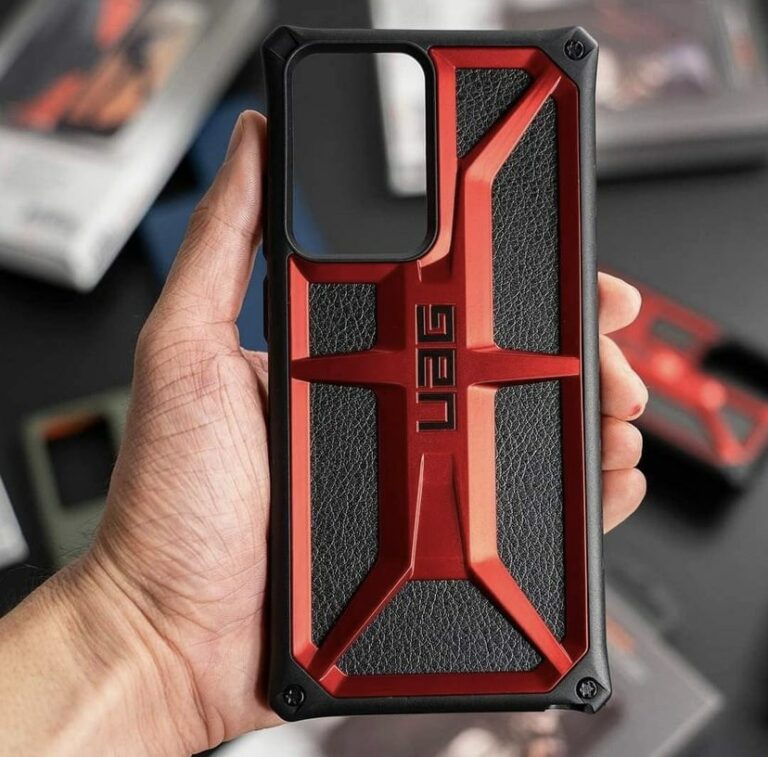8 Best Heavy-Duty Phone Cases To Protect Your Phone From Damage