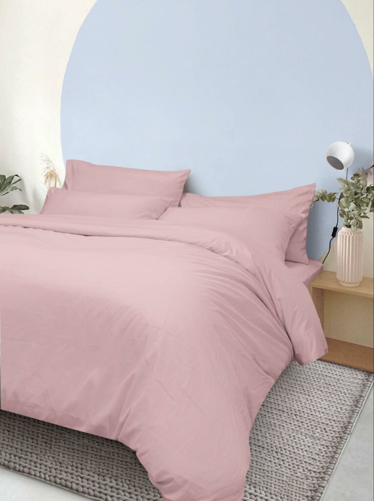 5 Simple Hacks To Have A 5-Star Hotel-Level Bed At Home