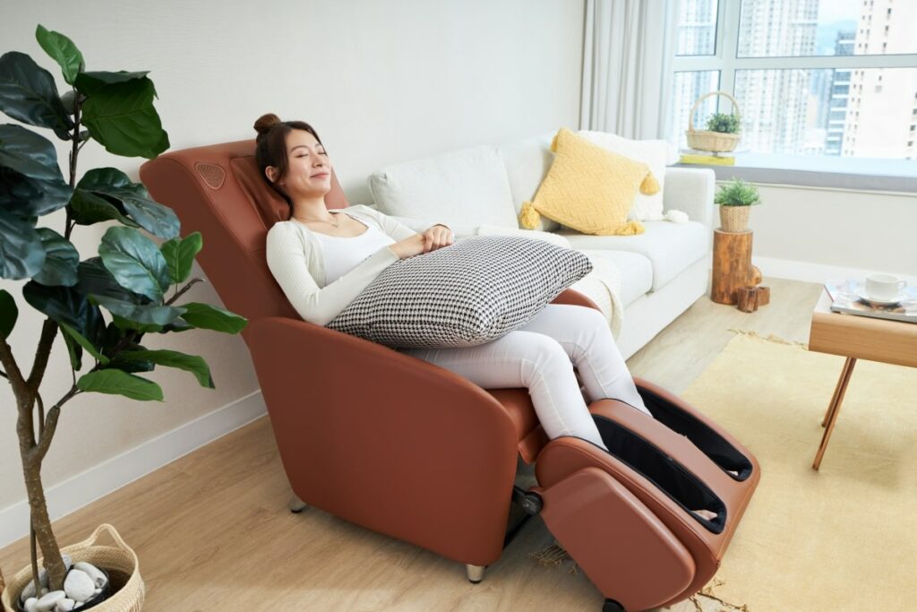9 Best Massage Chairs In Singapore With Unique Functions & Designs